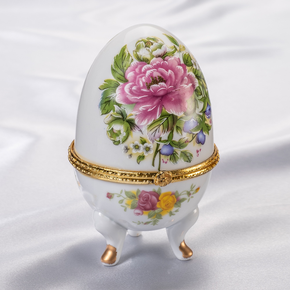 Grand œuf en porcelaine | EUROtops.fr